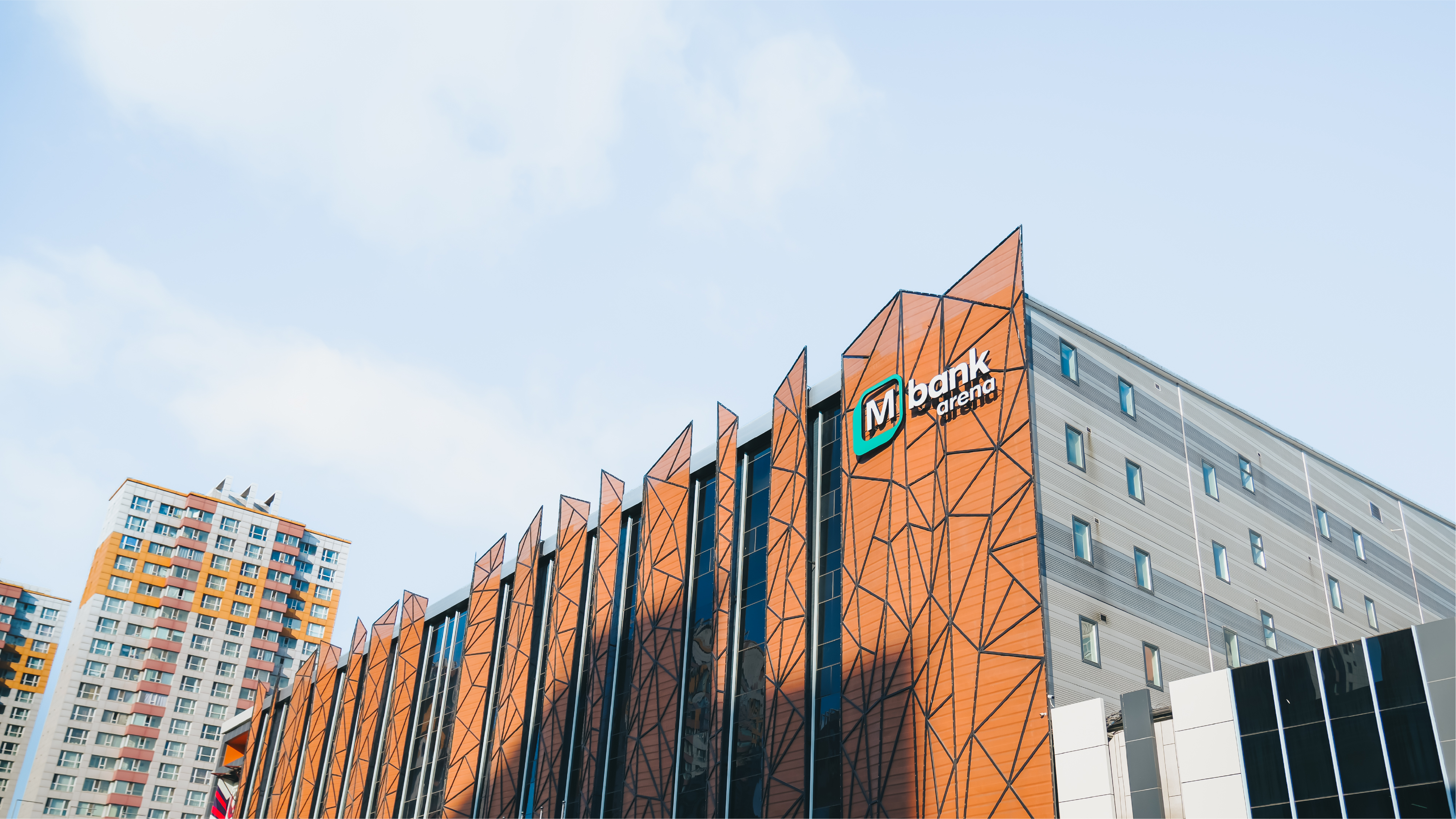 Спортайнмент хөгжлийг дэмжигч M bank arena
